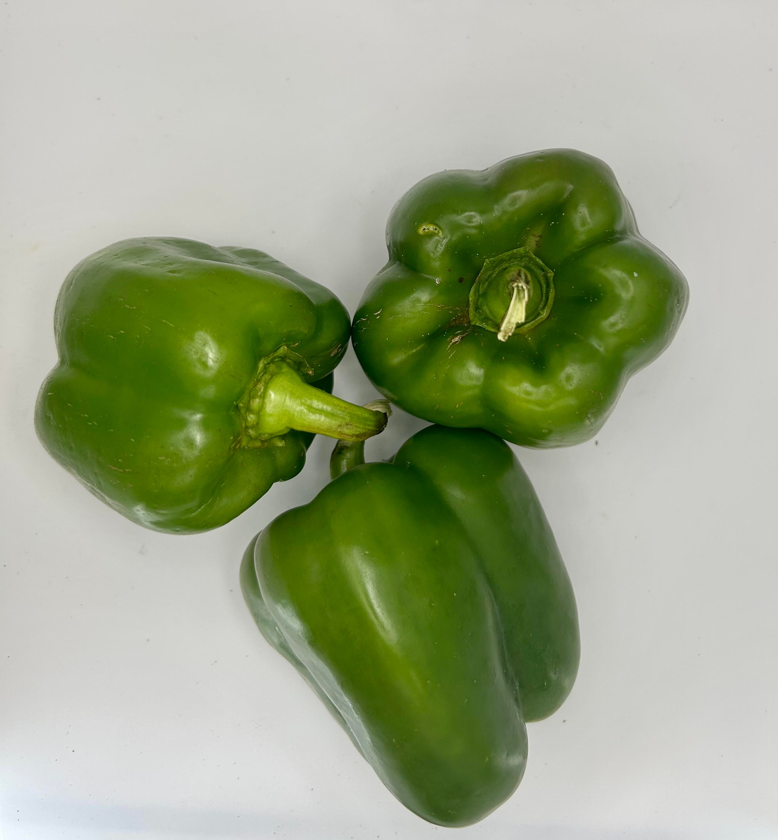Pepper - Green Bell - Small - Each | Kellyn Foundation